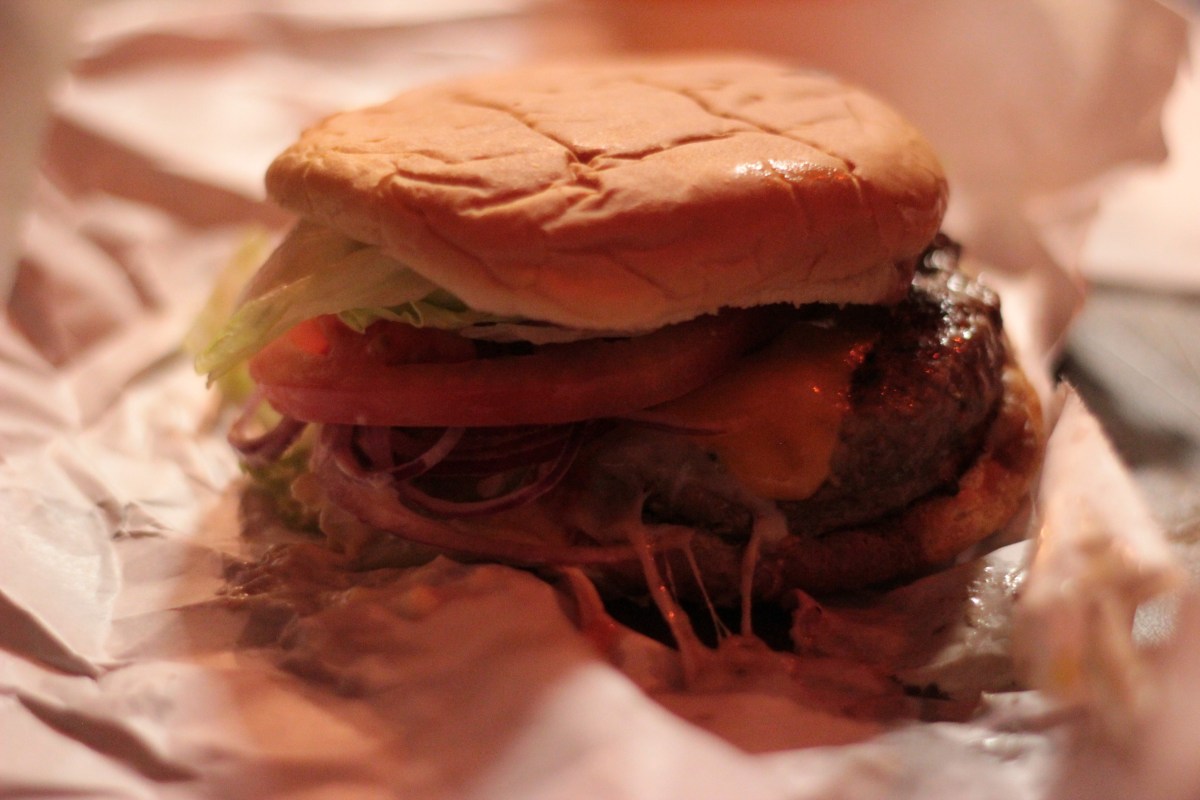 World Tour: Cheeseburger – Burger Joint at Le Parker Meridien Hotel ...