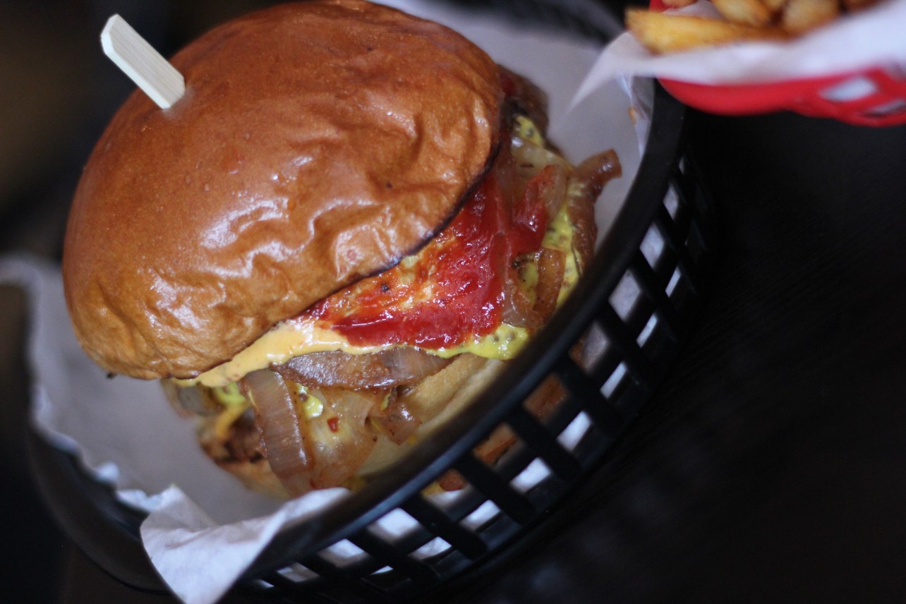 World Tour: DD Burger / Smokey & The Bandit Burger – Almost Famous ...
